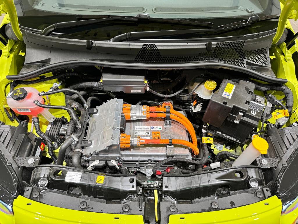 500e Scorpionissima ハッチバック | アバルト東名川崎 | アバルト認定中古車 - ABARTH【AUTOEXPERT】